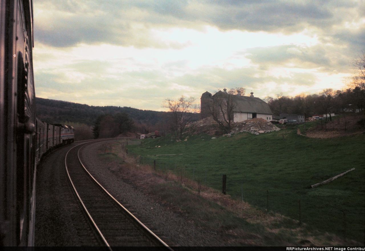 Lake Shore westbound